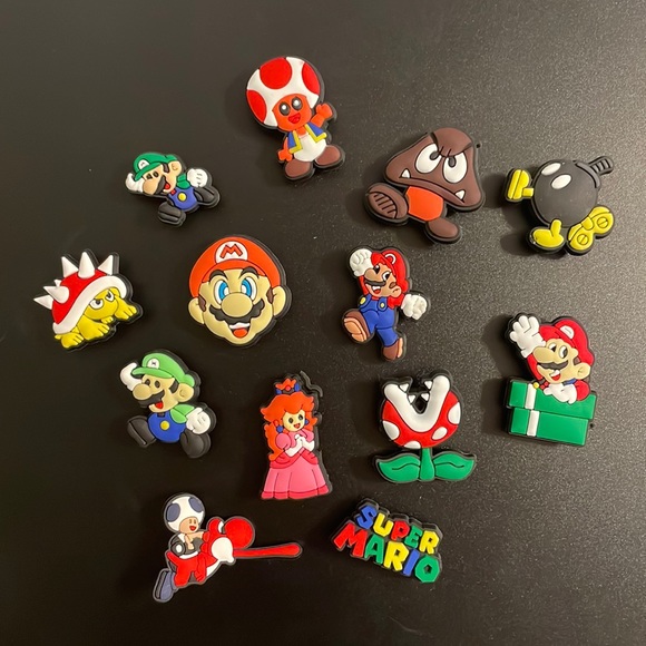 Other | 13 Super Mario Gibbets | Poshmark